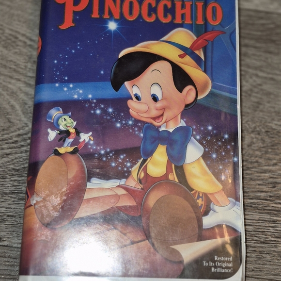 Media | Walt Disneys Masterpiece Pinocchio Vhs 239 | Poshmark
